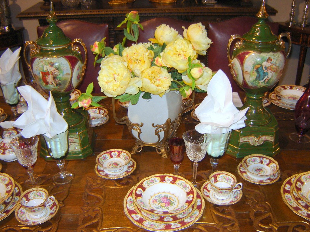 Creating A Classic English Tablescape - Clark Antiques Gallery — Clark ...
